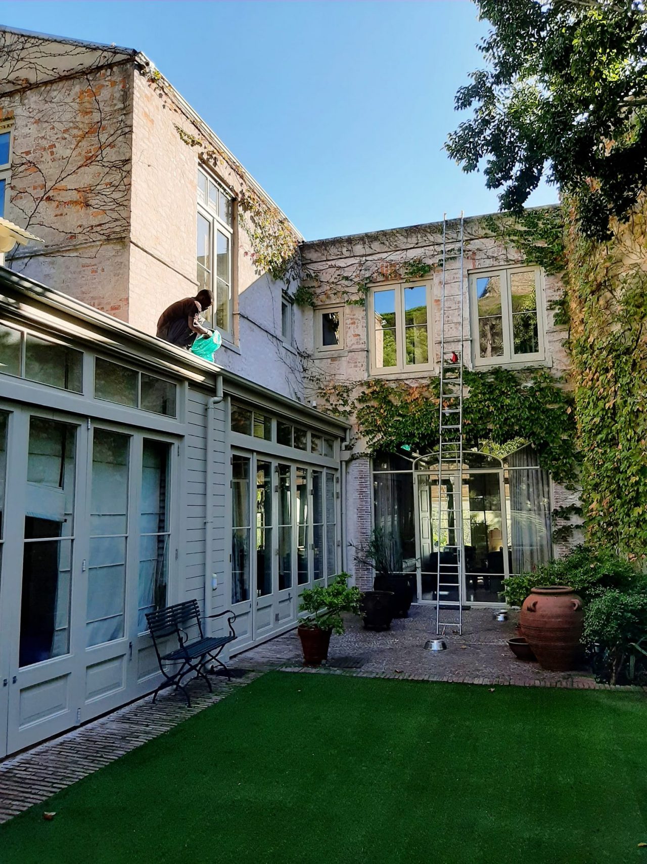 Home | The Gutter Boyz